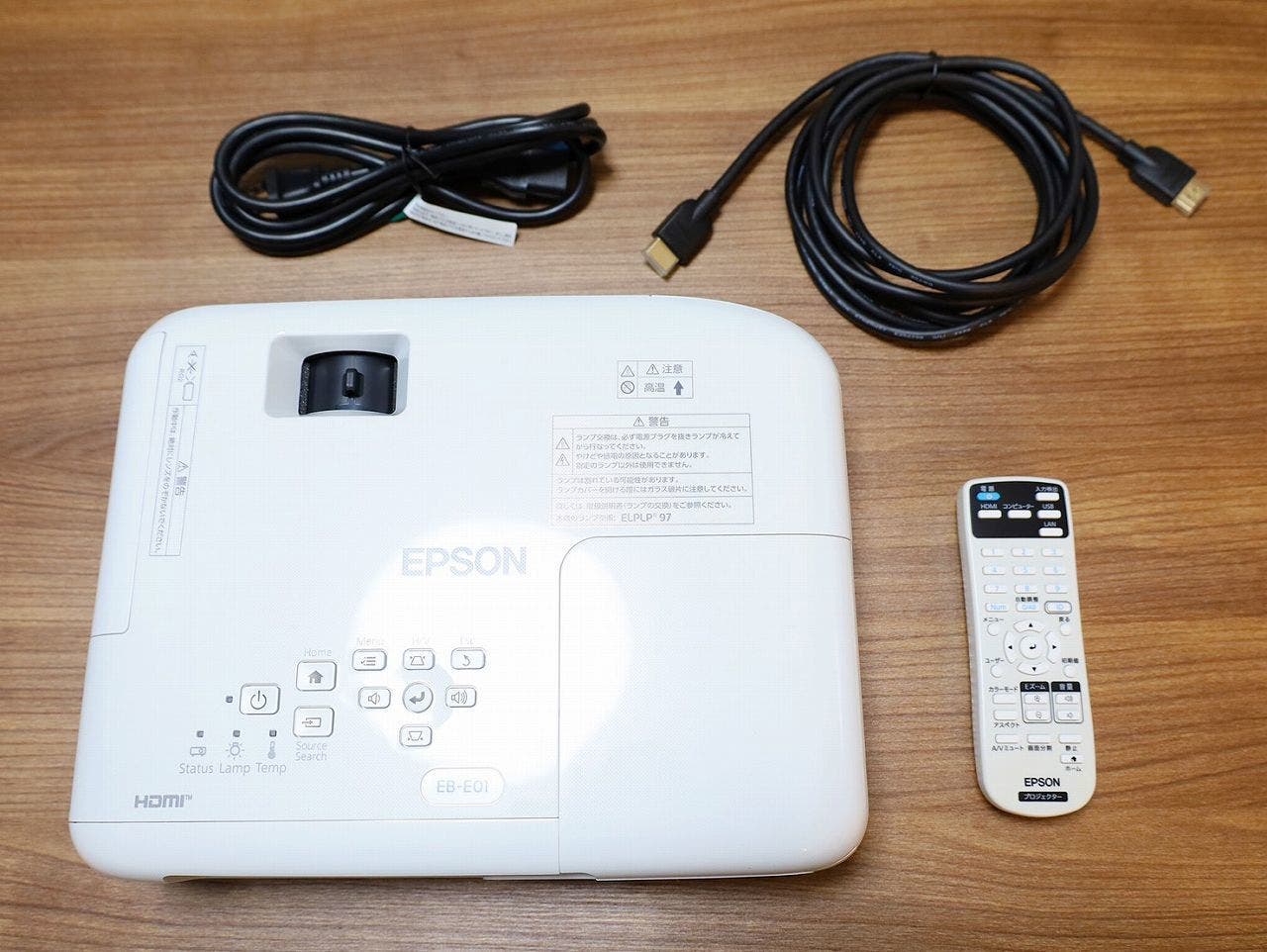 【川越駅3分！10名利用可！】綺麗な室内！WiFi・プロジェクター・ホワイトボード全て無料！ふれあい貸し会議室 川越Aの写真15