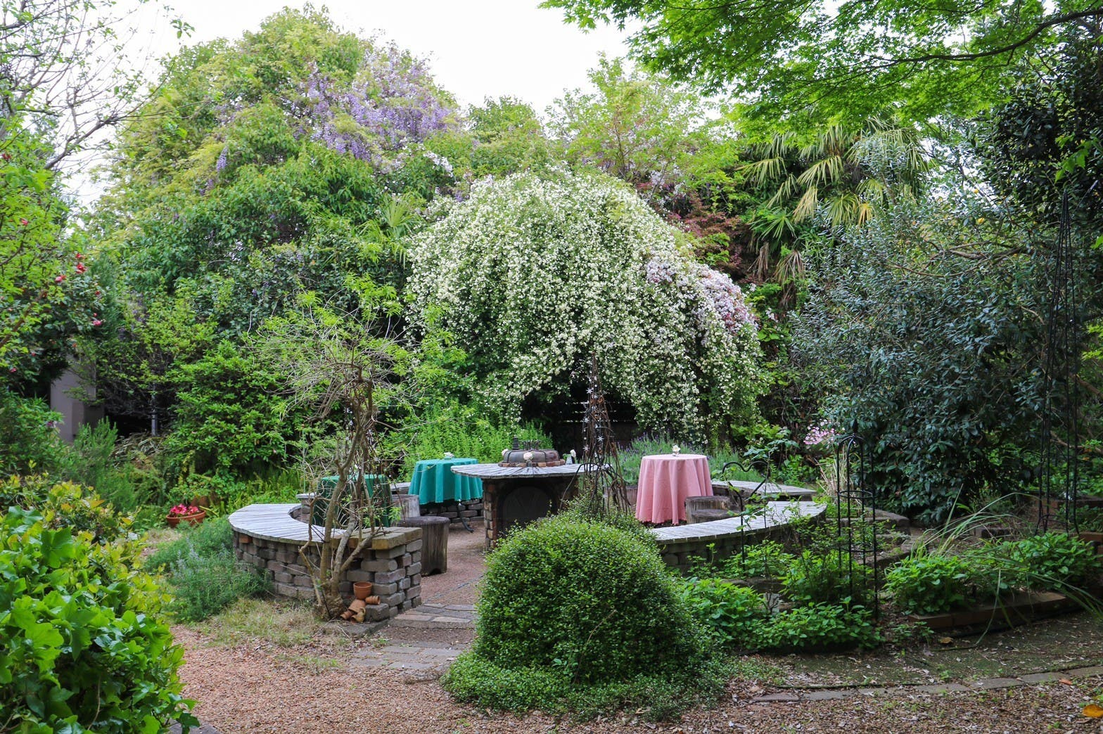 自然に囲まれたプライベートスペースです。優雅なひとときをお楽しみください。の写真20