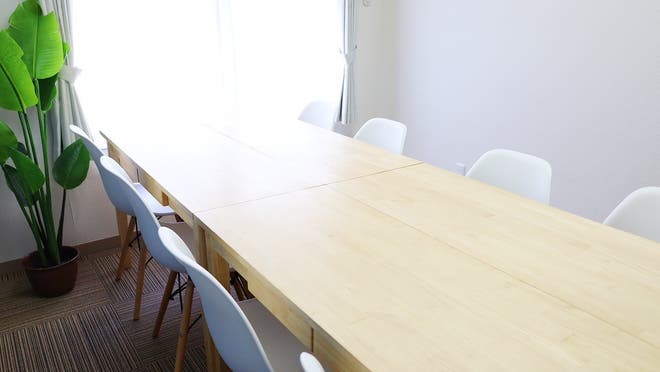 <新宿駅徒歩5分>新宿西口大ガード交差点徒歩1分/10名収容(最適8名まで)会議・カラー診断(自然光あり)・撮影等にの写真6