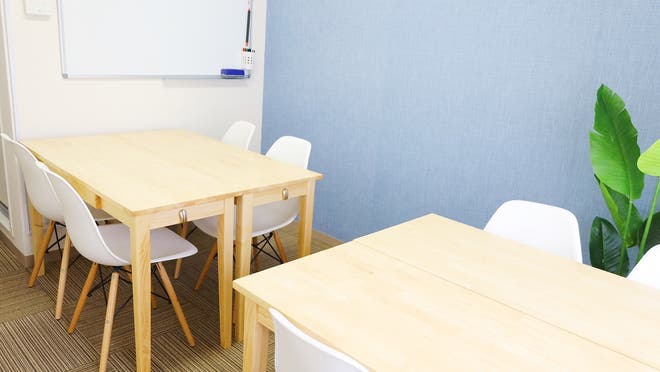 <新宿駅徒歩5分>新宿西口大ガード交差点徒歩1分/10名収容(最適8名まで)会議・カラー診断(自然光あり)・撮影等にの写真9