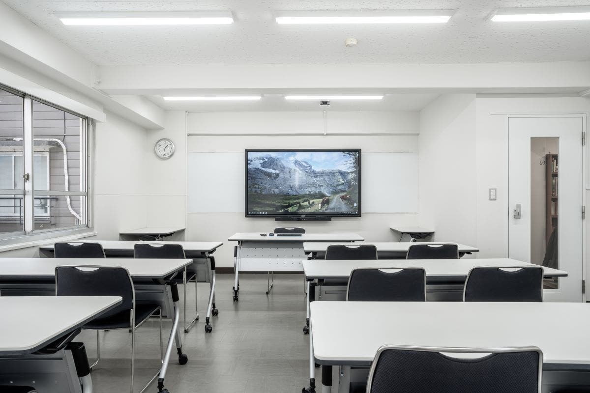 【渋谷徒歩3分】渋谷スペース302:レッスンや会議などに【Wifi完備 駐車場あり】の写真1