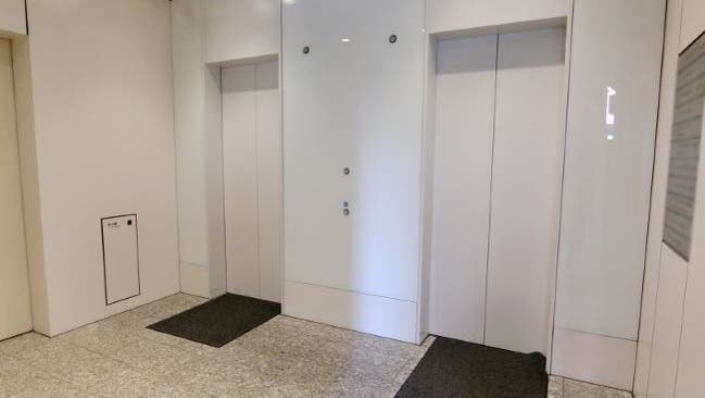 レアル会議室【会議室2】新宿駅徒歩5分、4名までの利用に最適(最大6名収容)の貸し会議室の写真4