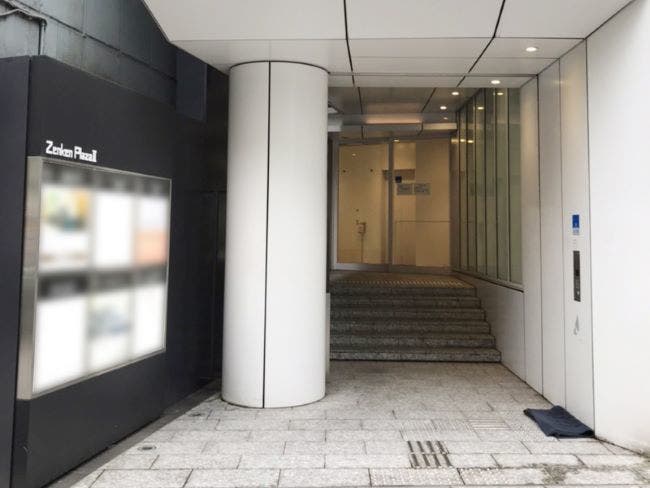 レアル会議室【会議室2】新宿駅徒歩5分、4名までの利用に最適（最大6名収容）の貸し会議室の写真5