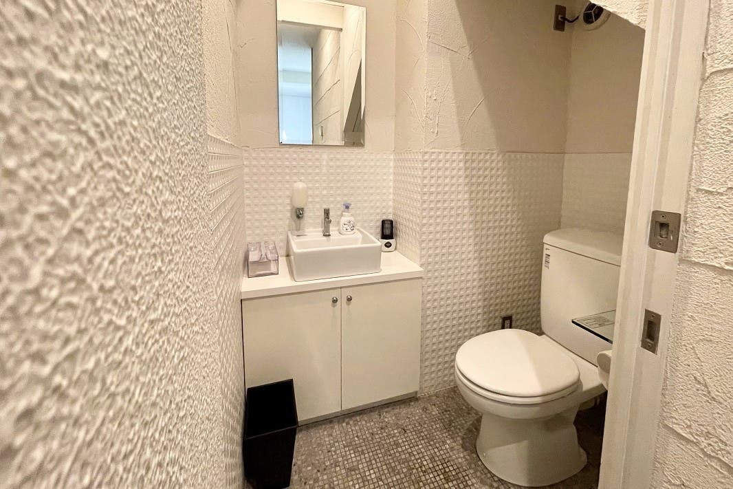 【座席レイアウト自由】最大20名の多目的スペース！会議や展示会、イベントなどに！の写真21