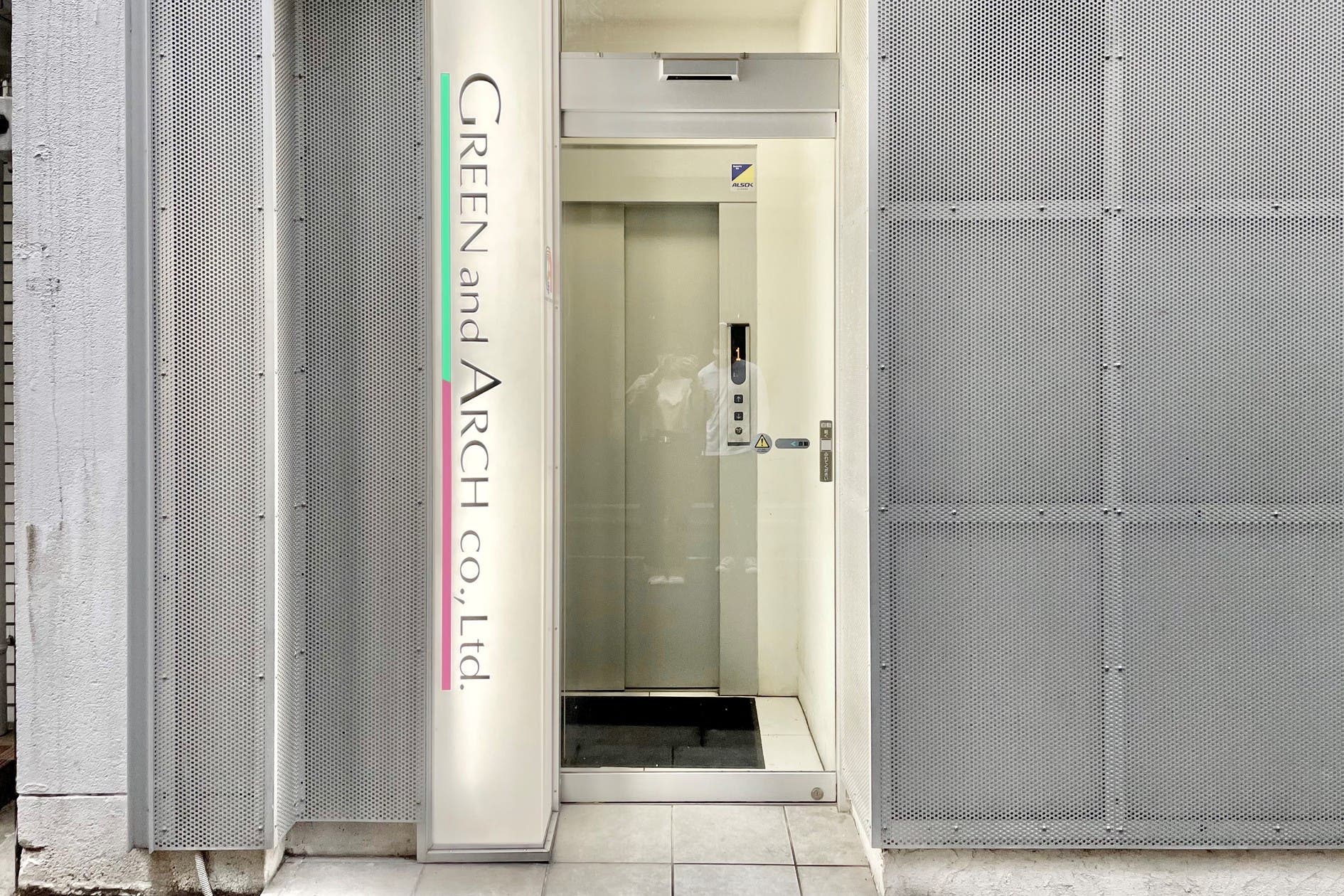 【浅草橋・秋葉原】Funshare貸会議室　6人収容　モニター・ホワイトボード完備の写真3