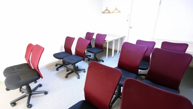 【渋谷駅ハチ公口6分!地下鉄1番出口3分!16名利用可!】完全個室!綺麗な室内!ホワイトボード完備!コモンズ会議室 渋谷道玄坂の写真13