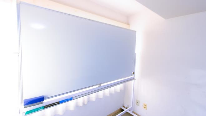 【渋谷駅ハチ公口6分!地下鉄1番出口3分!16名利用可!】完全個室!綺麗な室内!ホワイトボード完備!コモンズ会議室 渋谷道玄坂の写真15