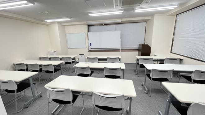 【ROOMs第2会議室】水道橋駅西口2分 最大21名/光回線/会議/ボドゲ/セミナー/面接/研修/撮影(物撮り)【安い・綺麗】の写真2