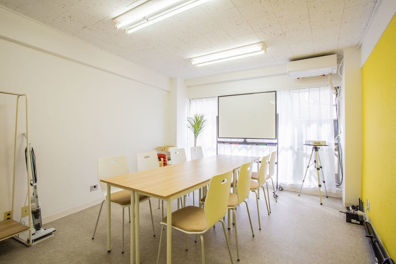 【八丁堀駅2分！12名利用可】綺麗な室内！WiFi・プロジェクター・ホワイトボード全て無料！土足可！ふれあい貸し会議室 八丁堀Bの写真6