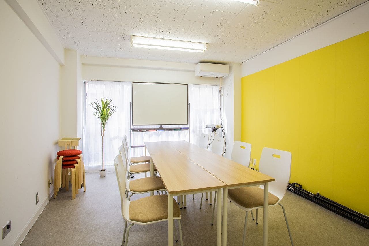 【八丁堀駅2分！12名利用可】綺麗な室内！WiFi・プロジェクター・ホワイトボード全て無料！土足可！ふれあい貸し会議室 八丁堀Bの写真10