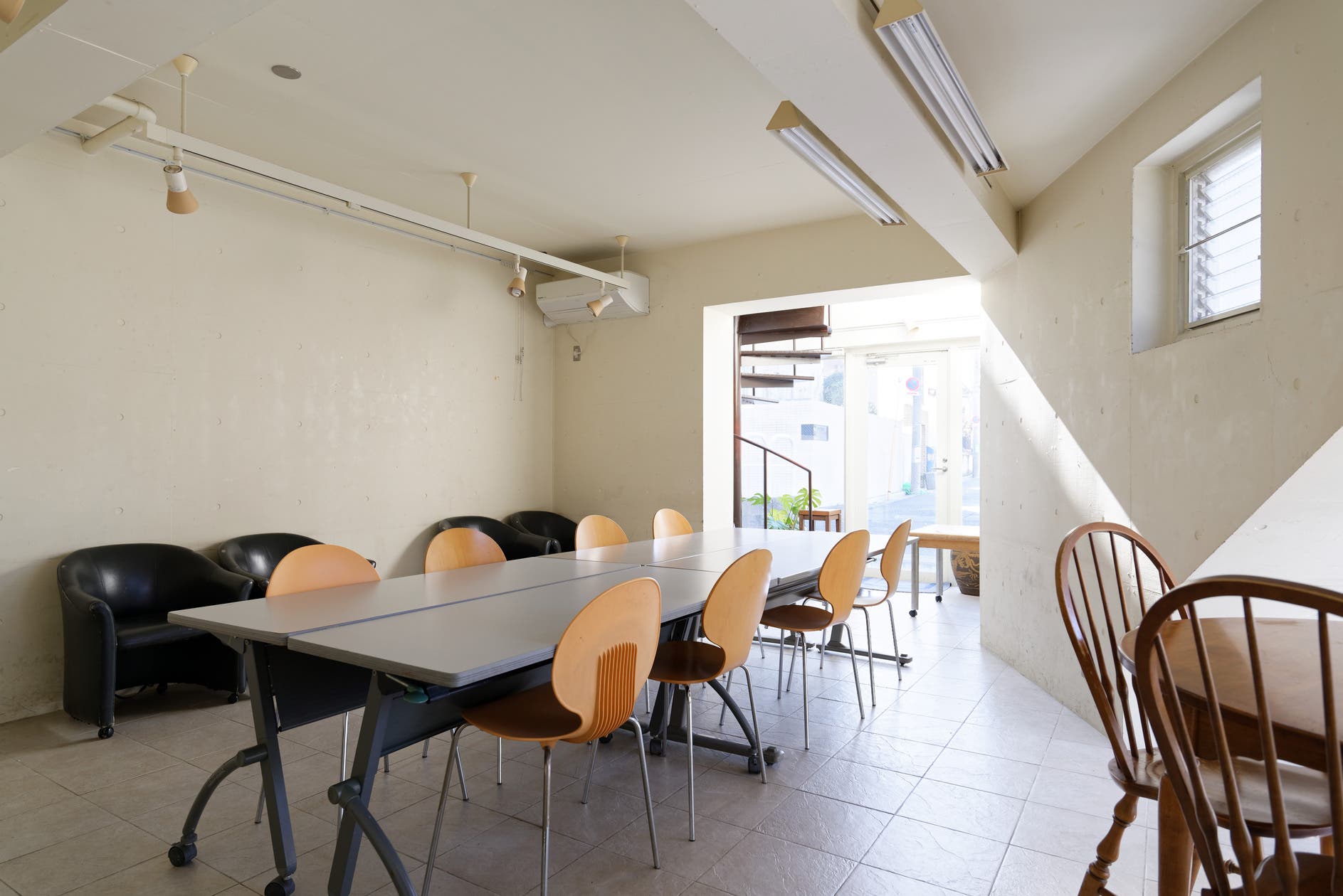 サクラボロー1階【会議 セミナー イベント ゲーム会 】高速ネット 駐車場 大画面プロジェクター/ ショップ 商談 の写真6