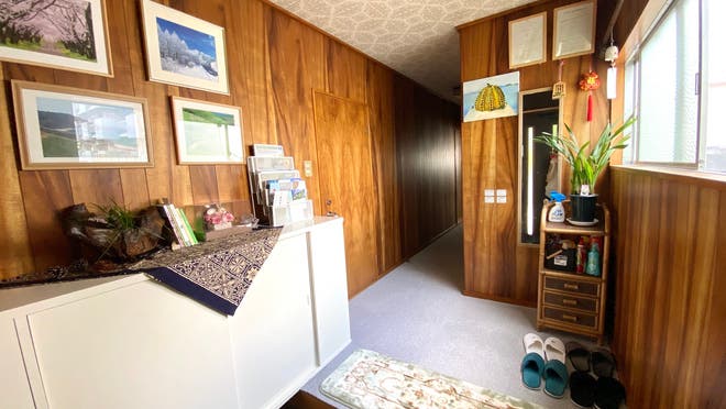 広い一軒家の一階部分貸し出し、高松駅、港徒歩5分、スーパー1分、海、浜辺2分。の写真4