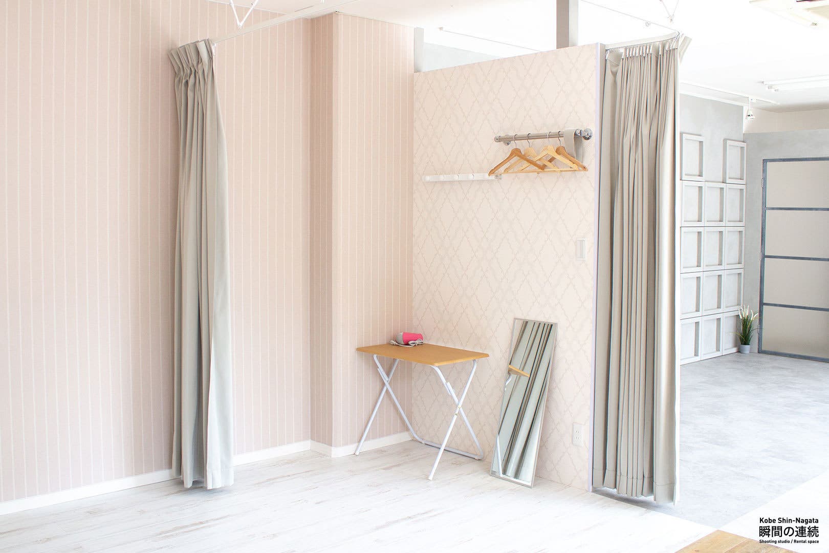 【神戸】駅近でおしゃれな自然光を活かせるレンタル撮影スタジオ・レンタルスペースの写真4