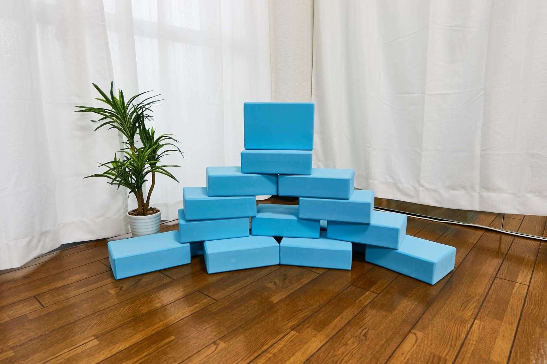 【上本町駅から徒歩3分】バレエバーのあるダンスとヨガができるスタジオの写真7