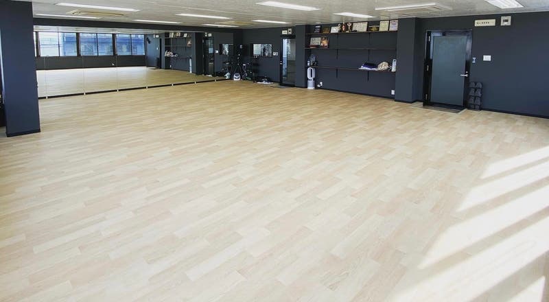 寝屋川市から徒歩3分のダンススタジオ!