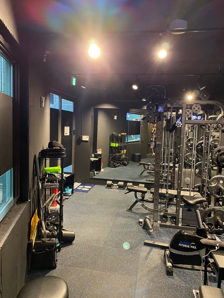 新宿御苑前から徒歩7分、完全貸し切りの時間制プライベートジムの写真4