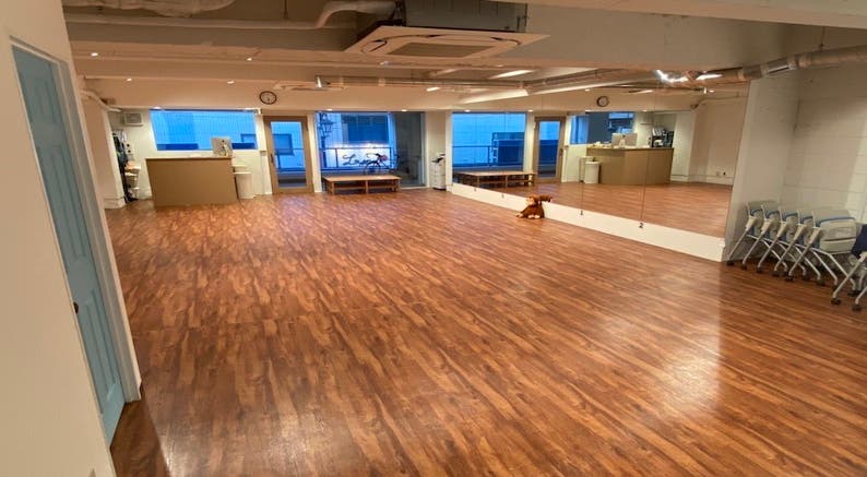 長原駅徒歩10秒のダンススタジオ