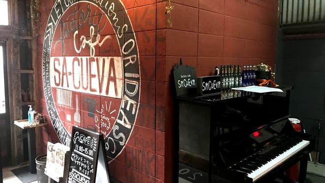 動画撮影・ポートレートに!町工場カフェのビンテージな空間でおしゃれな作品をの写真5