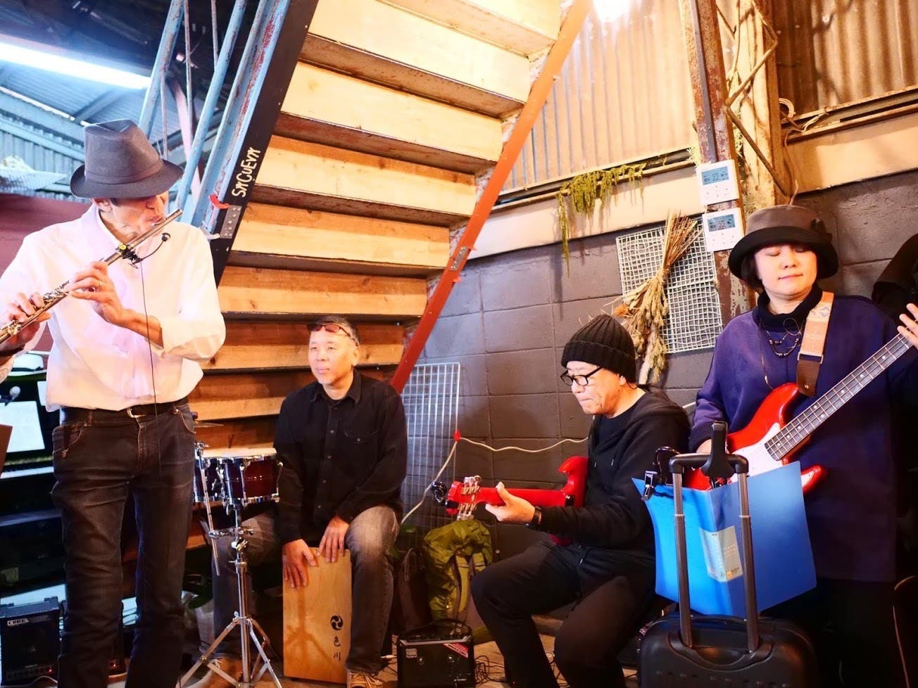 動画撮影・ポートレートに！町工場カフェのビンテージな空間でおしゃれな作品をの写真7