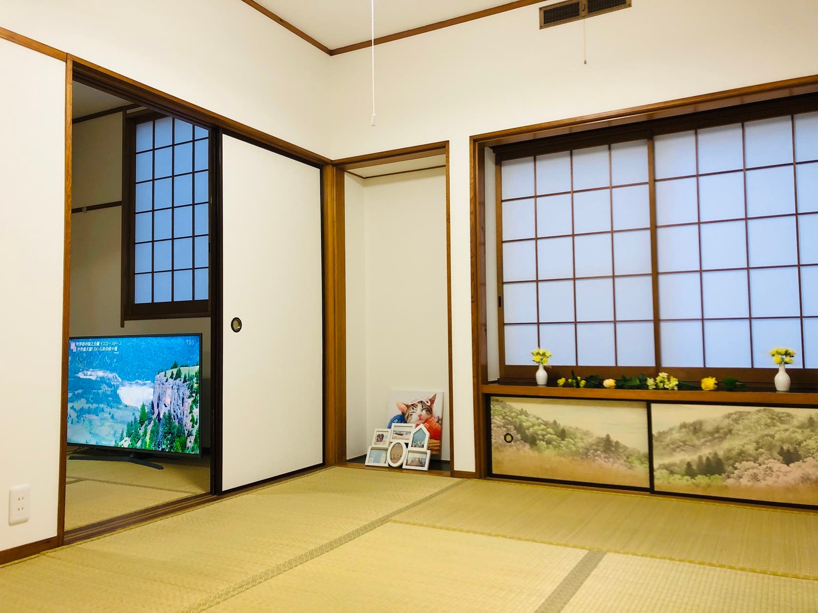 【Youtube★Netflix】やっぱり落ち着く♪畳のぬくもりと和の空間にほっこり！靴を脱いで寛げる「和室」がある【101室】の写真10