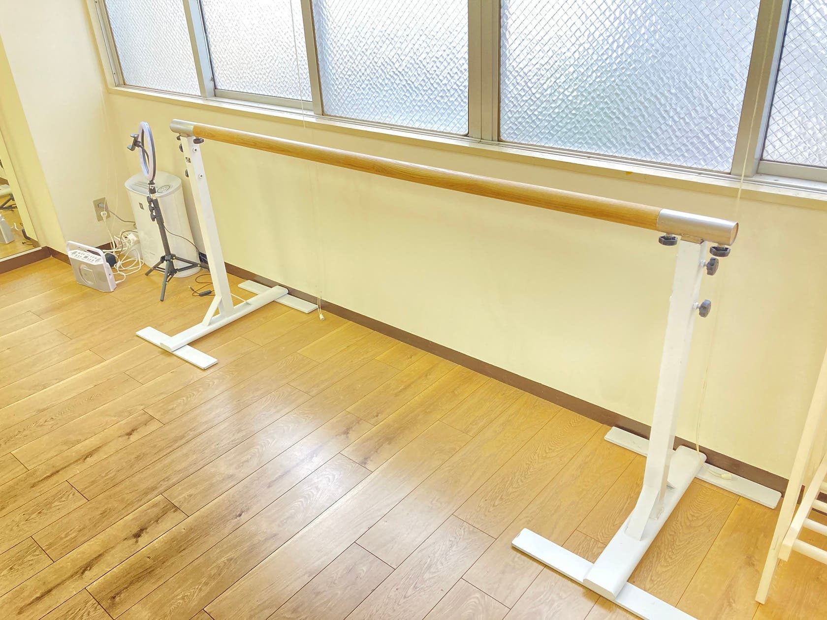 【近鉄奈良駅徒歩1分】ダンスができるレンタルスタジオ/鏡面2面（4.5mと2.7m）/フローリング/ダンス、ヨガ、会議室等の写真17