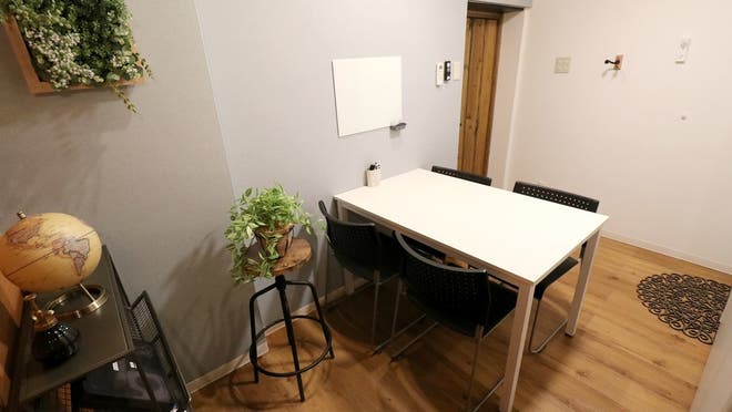 【赤羽駅徒歩2分の防音室♪】防音TV会議・レッスン・音録りスタジオに♪赤ばね防音部屋。の写真3