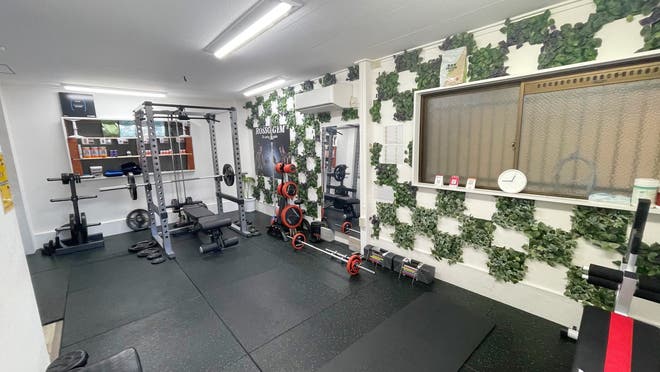 駅から徒歩二分の激チカ!当日予約可能、貸し切りであなただけのジムにも!トレーナーのパーソナル指導にもの写真4