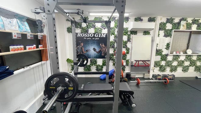 駅から徒歩二分の激チカ!当日予約可能、貸し切りであなただけのジムにも!トレーナーのパーソナル指導にもの写真3