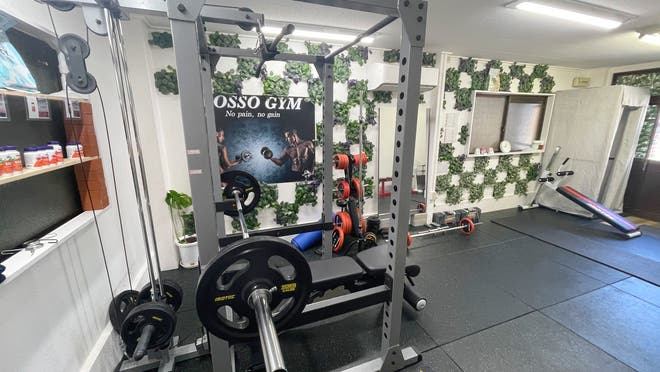 駅から徒歩二分の激チカ!当日予約可能、貸し切りであなただけのジムにも!トレーナーのパーソナル指導にもの写真5