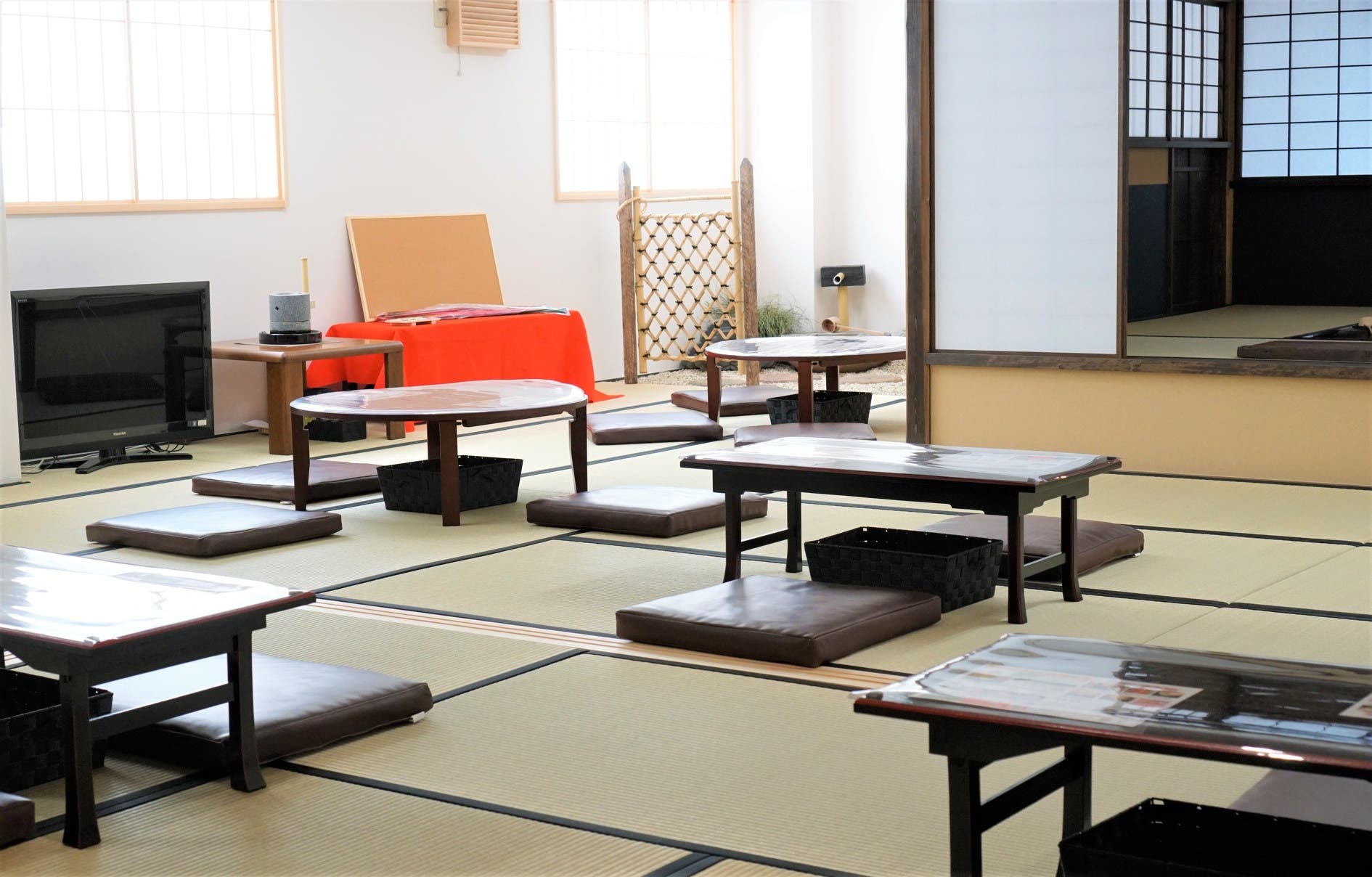 浅草駅近く！綺麗な和室！90平米の大広間！講座やお稽古事に！の写真7