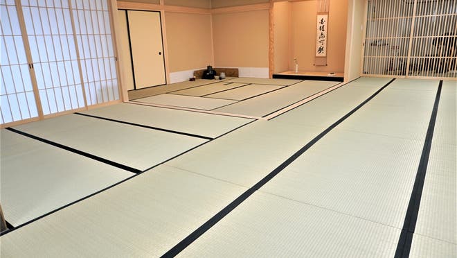 浅草駅近く!綺麗な和室!90平米の大広間!講座やお稽古事に!の写真1