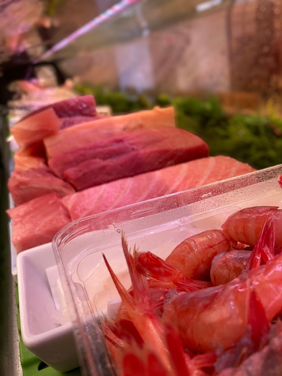  金沢駅より徒歩5分、近隣にコイン🅿️有りで好アクセス。会場は新しくて広々とした空間。ビジネスからプライベートでのご利用可能ですの写真18