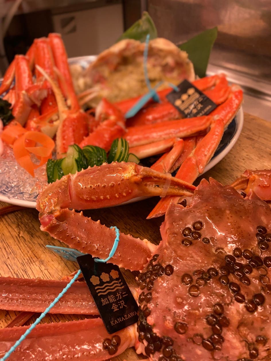  金沢駅より徒歩5分、近隣にコイン🅿️有りで好アクセス。会場は新しくて広々とした空間。ビジネスからプライベートでのご利用可能ですの写真22