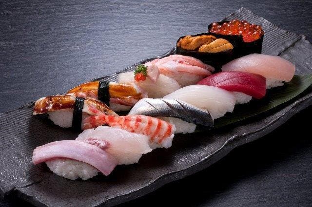  金沢駅より徒歩5分、近隣にコイン🅿️有りで好アクセス。会場は新しくて広々とした空間。ビジネスからプライベートでのご利用可能ですの写真23