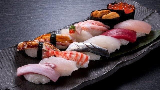 金沢駅より徒歩5分、近隣にコイン🅿️有りで好アクセス。会場は新しくて広々とした空間。ビジネスからプライベートでのご利用可能ですの写真23