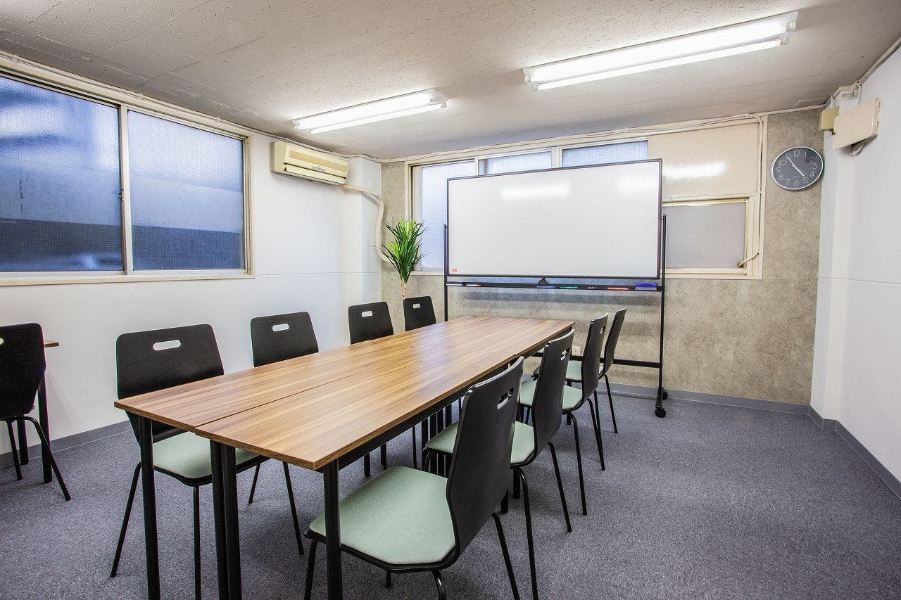 【新宿駅南口3分！14名利用可！】完全個室！綺麗な室内！WiFi・ホワイトボード全て無料！コモンズ会議室 新宿西口２の写真8
