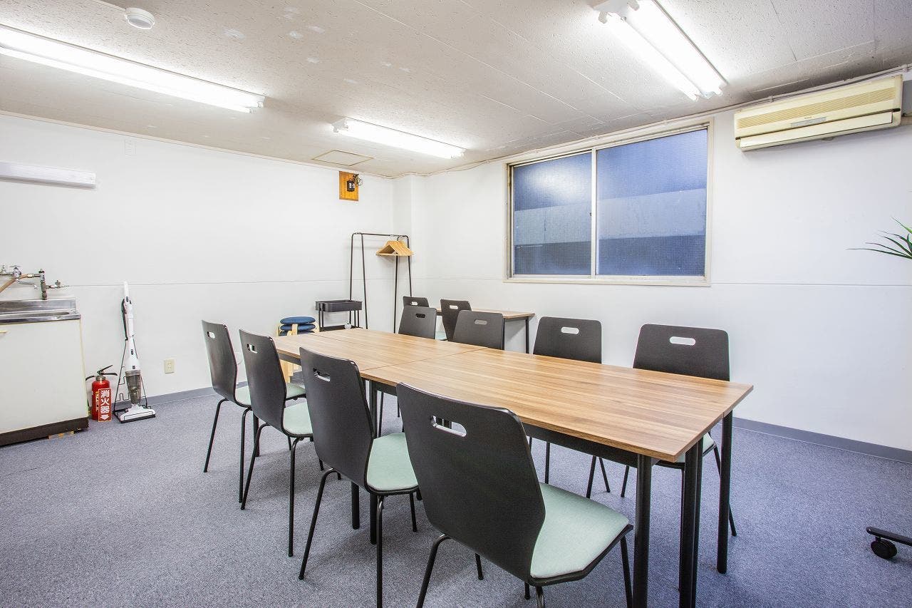 【新宿駅南口3分！14名利用可！】完全個室！綺麗な室内！WiFi・ホワイトボード全て無料！コモンズ会議室 新宿西口２の写真9