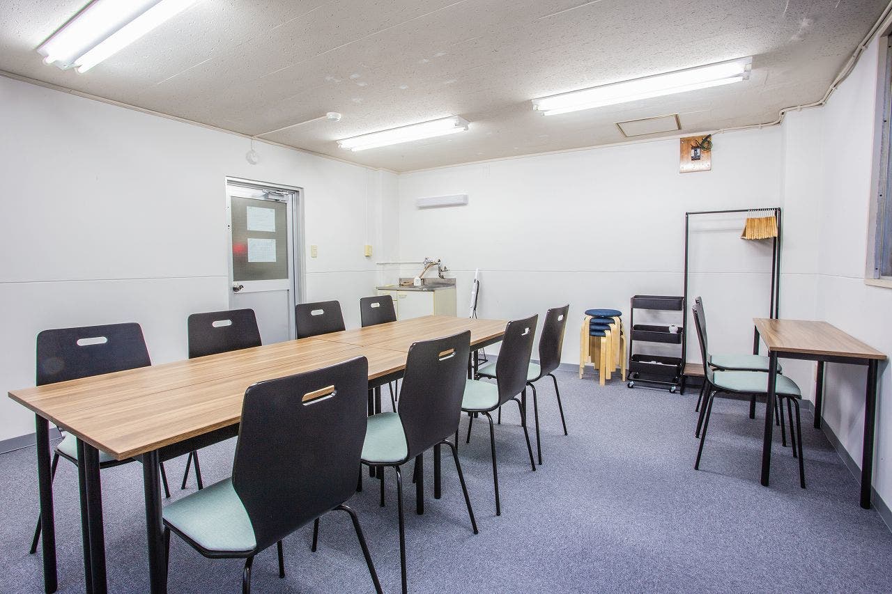 【新宿駅南口3分！14名利用可！】完全個室！綺麗な室内！WiFi・ホワイトボード全て無料！コモンズ会議室 新宿西口２の写真10