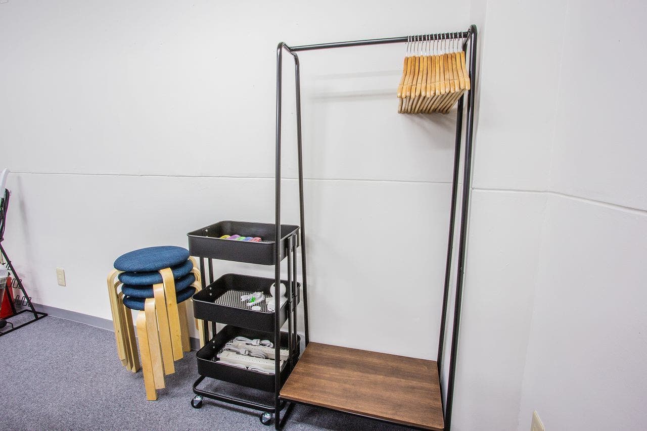 【新宿駅南口3分！14名利用可！】完全個室！綺麗な室内！WiFi・ホワイトボード全て無料！コモンズ会議室 新宿西口２の写真12