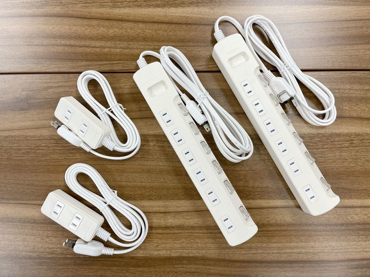 【新宿駅南口3分！14名利用可！】完全個室！綺麗な室内！WiFi・ホワイトボード全て無料！コモンズ会議室 新宿西口２の写真14