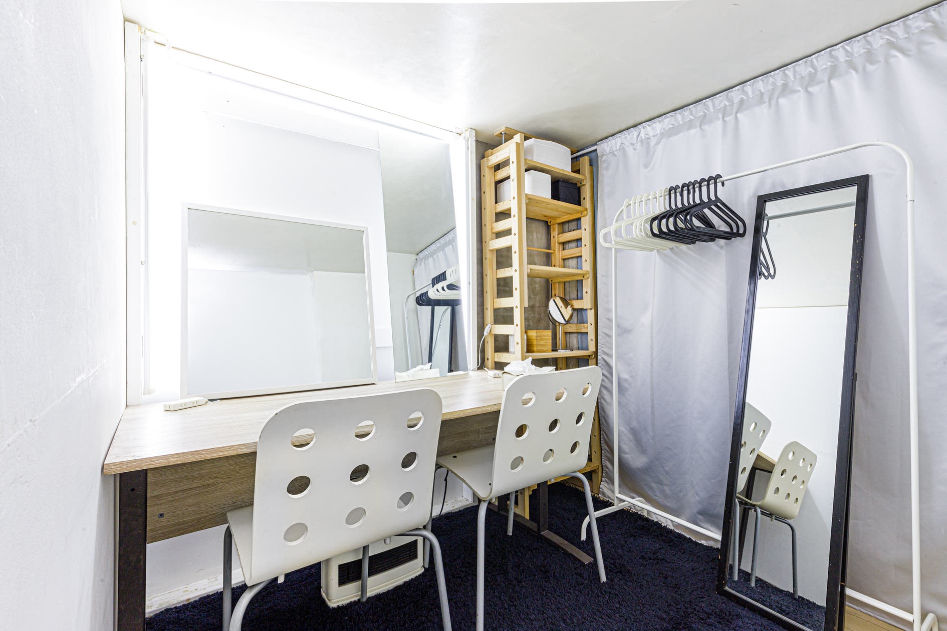 「撮影スタジオ」東新宿駅より徒歩5分 全身撮影OK 機材完備/ﾒｲｸﾙｰﾑ/ｷｯﾁﾝ/ﾊﾞｽﾙｰﾑの写真7