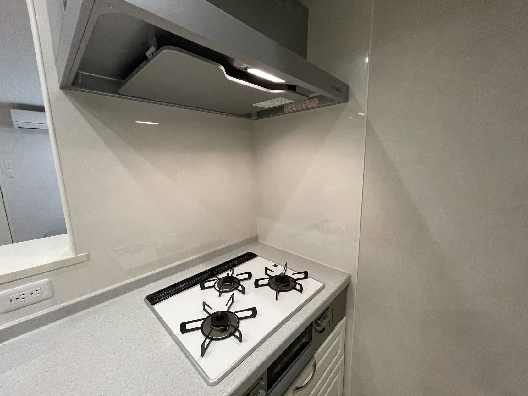 都立大学徒歩３分新築キッチン＆リビングダイニングスペースの写真6