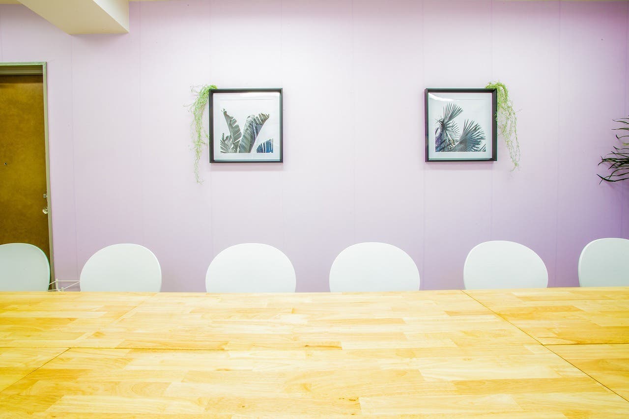 【神保町駅3分！最大20名利用可！】WiFi・プロジェクター・ホワイトボード全て無料！ふれあい貸し会議室 神保町Aの写真5