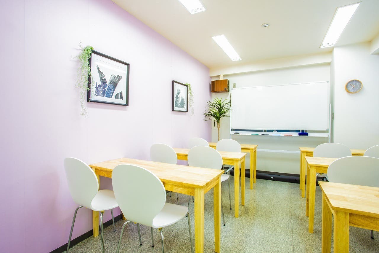 【神保町駅3分！最大20名利用可！】WiFi・プロジェクター・ホワイトボード全て無料！ふれあい貸し会議室 神保町Aの写真9