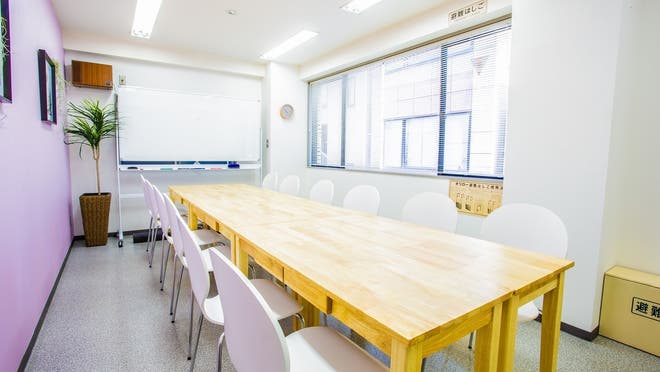 【神保町駅3分!最大20名利用可!】WiFi・プロジェクター・ホワイトボード全て無料!ふれあい貸し会議室 神保町Aの写真18
