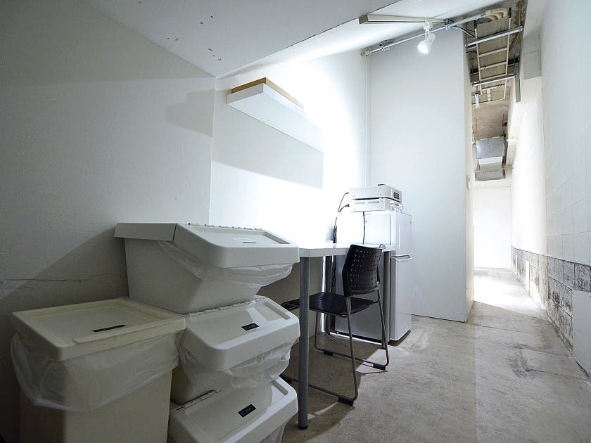 【B1F-B101】天井高約4mの開放感あふれる空間のスタジオ。心斎橋駅、本町駅すぐのレンタルスペース。【大阪市中央区】の写真10