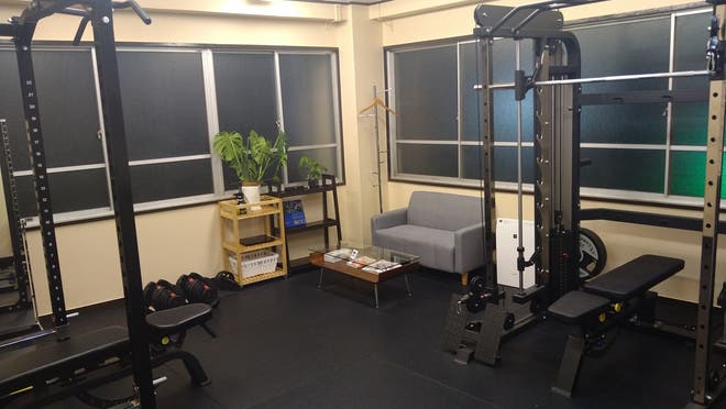 コロナ対策完全個室ジム❗業界最安値300円から❗1人の登録で3人まで利用可能❗他人や順番待ちを気にせずワークアウト❗ の写真1