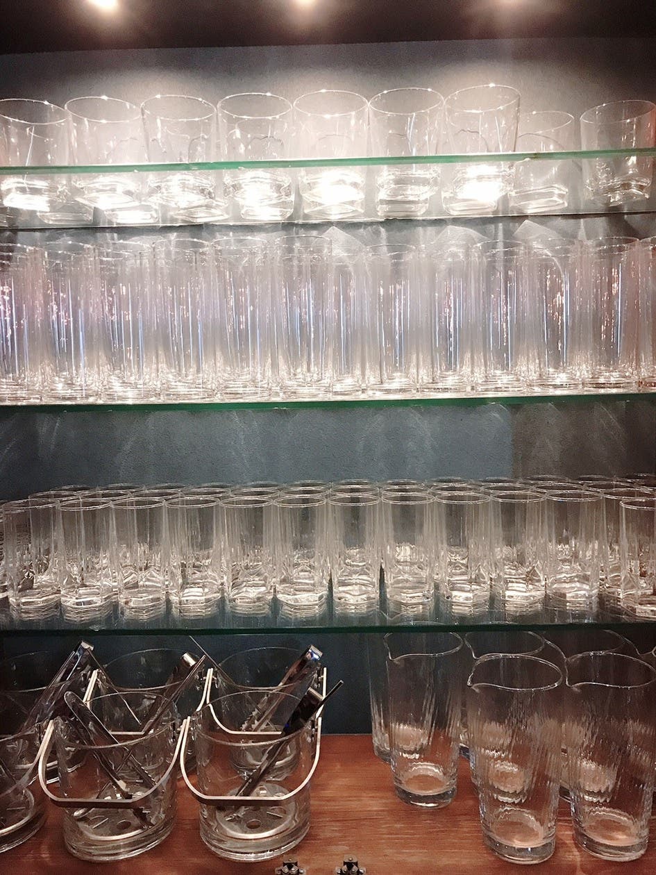 【西武新宿駅1分】貸し切りBAR・各種パーティー/2次会/飲み放題/カラオケ無料/ダーツ/スタンディング/クリスマスの写真11