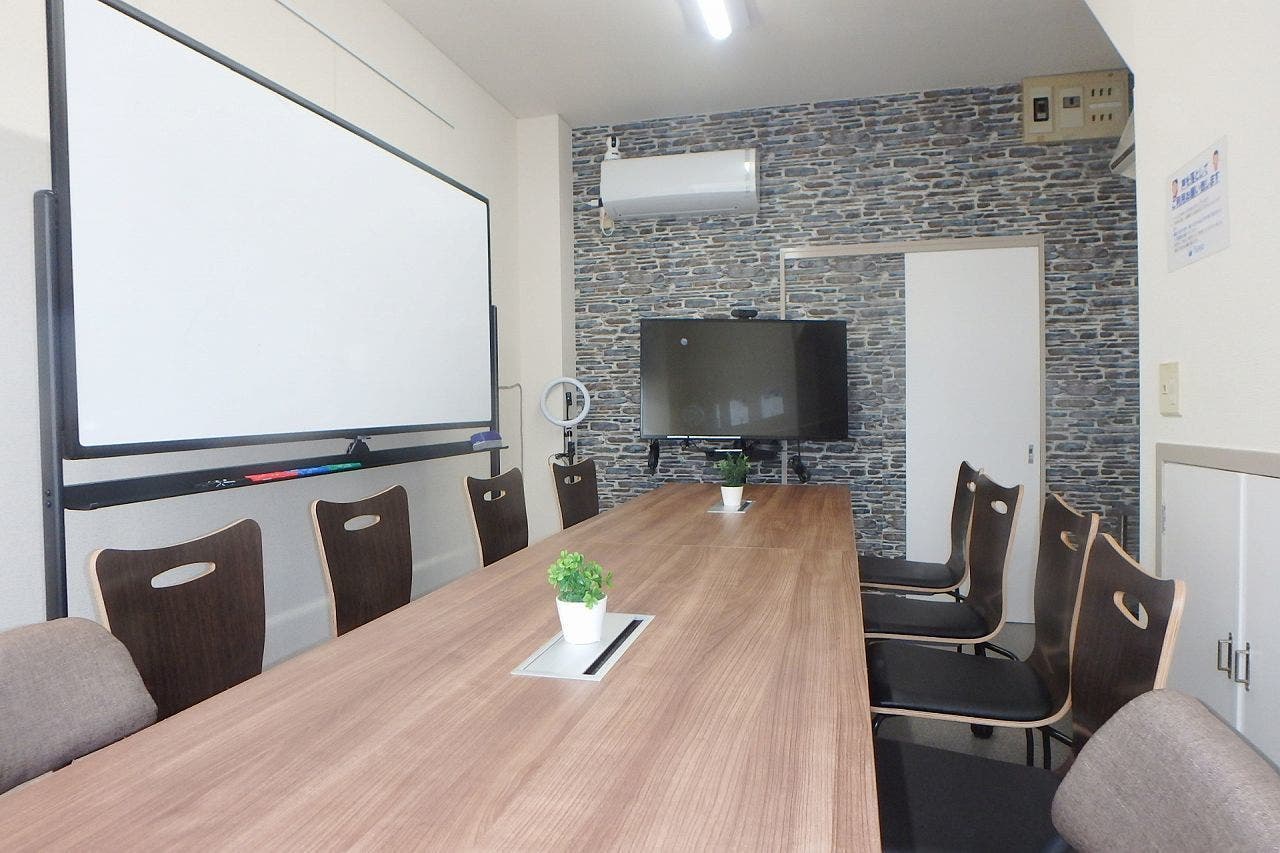 【綾瀬駅4分！12名】綺麗な室内！飲食可！WiFi・モニター・ホワイトボード全て無料！土足可！ふれあい貸し会議室 綾瀬A-トレの写真6