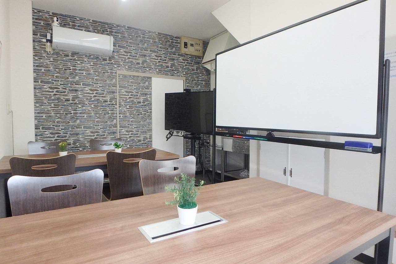 【綾瀬駅4分！12名】綺麗な室内！飲食可！WiFi・モニター・ホワイトボード全て無料！土足可！ふれあい貸し会議室 綾瀬A-トレの写真8
